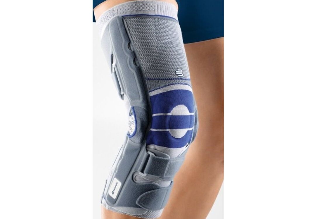 Bauerfeind SofTec Genu Kniebrace met instelbare scharnieren | Mrmarketplace.com